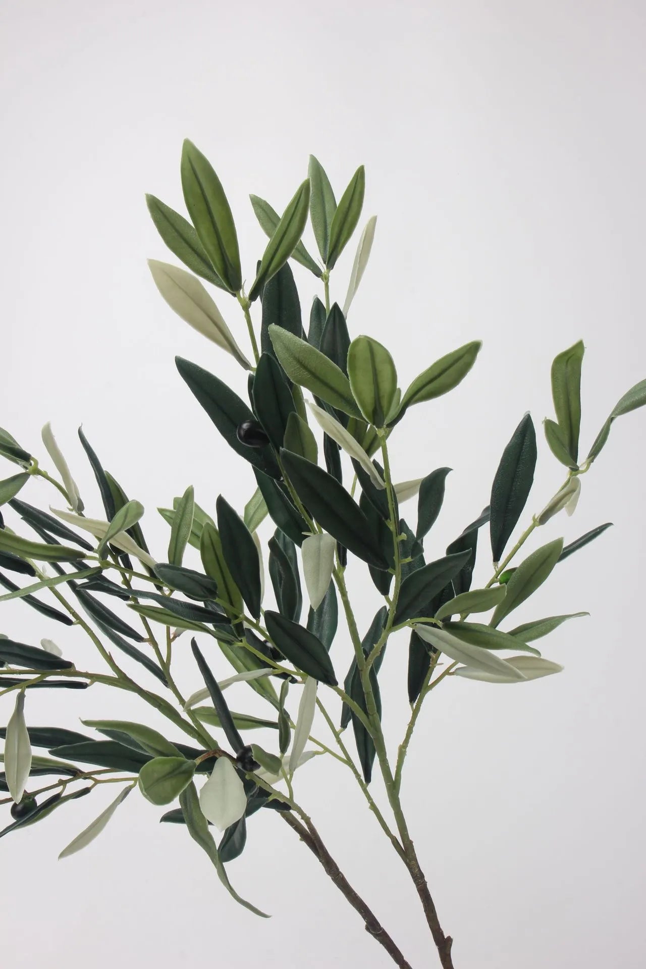 Faux Leaf/Branches – Amoria Bloom